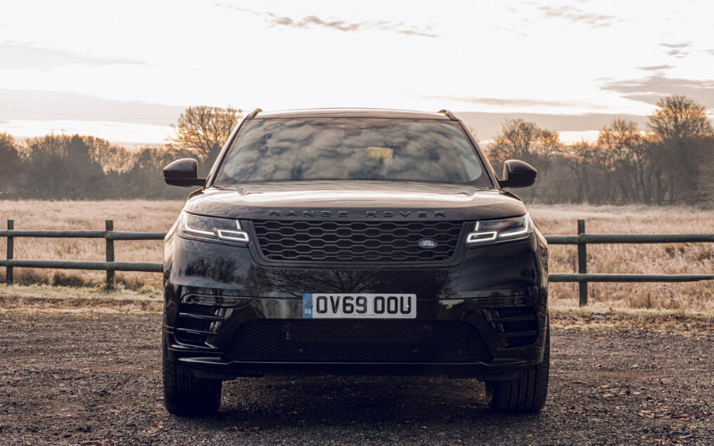 Introducing the all-new Range Rover Velar R-Dynamic Black Limited ...